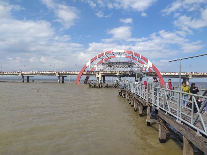 Bridge Suramadu in Indonesia Editorial Photo - Image of indonesia ...