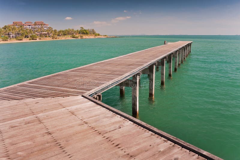 Bridge in to the sea stock image. Image of water, wood - 22526839