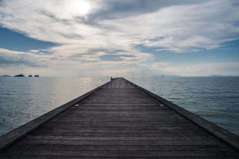Bridge in To the Sea Background Stock Photo - Image of bridges ...