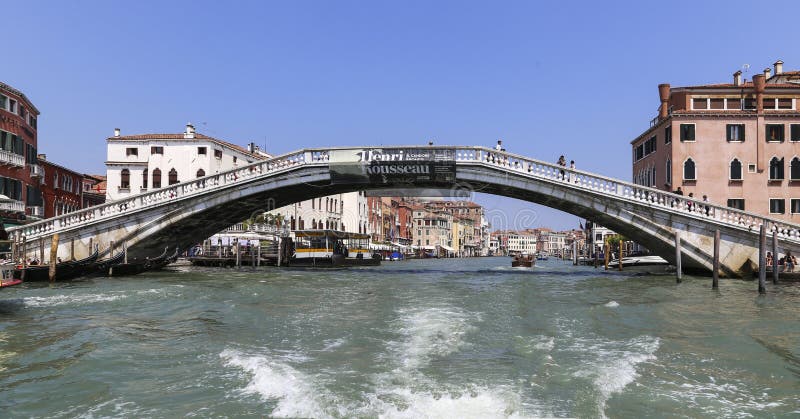 The bridge in venice,italy editorial photo. Image of venice - 107349241