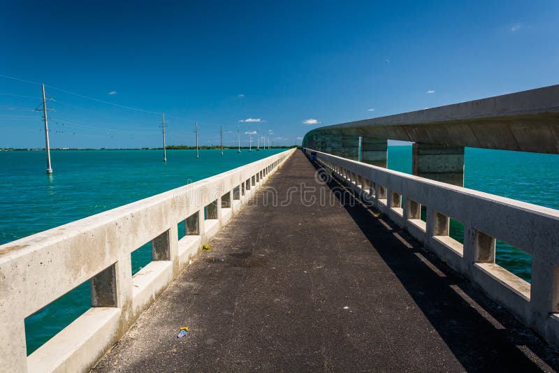 Bridges Over Turquoise Waters in Islamorada, in the Florida Keys Stock ...