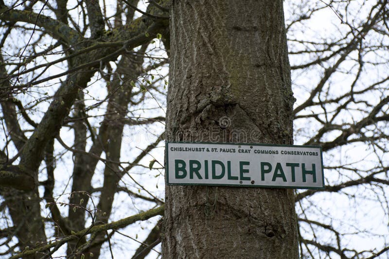 A Bridle Path Sign in Chislehurst Editorial Photo - Image of trunk ...