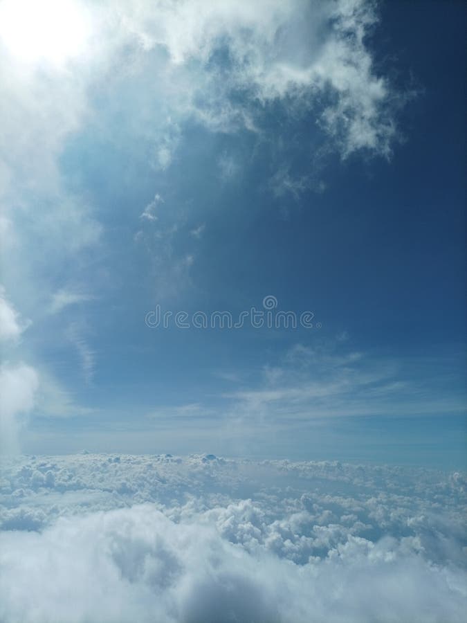 Bright Blue Sky Partly Covered Thick White Clouds Stock Photos - Free ...