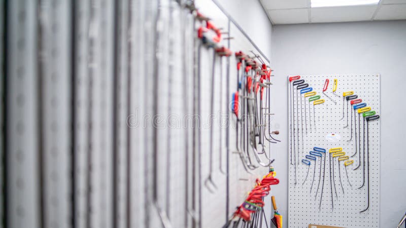 Bright Colored Special Hooks Using in PDR Work Process To Remove Dents ...