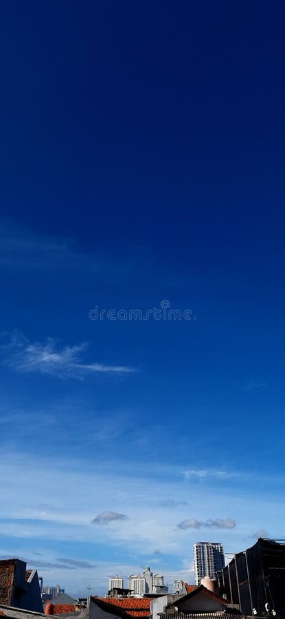 Bright daylight sky stock photo. Image of cloud, building - 275582122