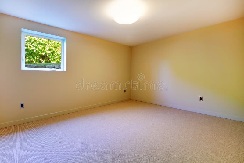 Bright empty room stock photo. Image of estate, wall - 37476804