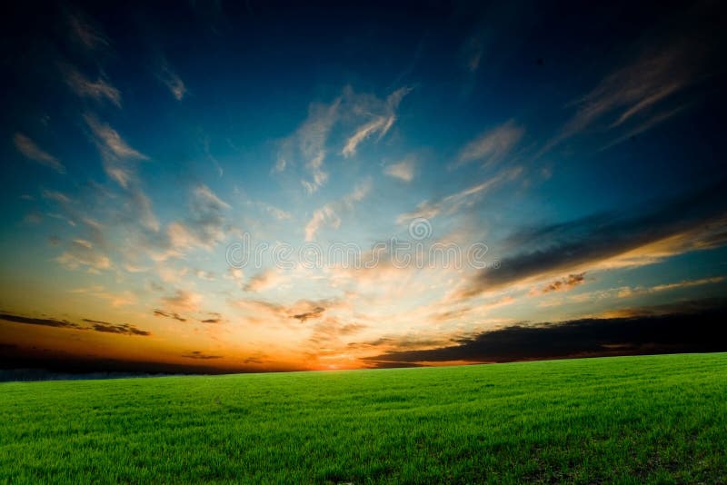 Bright glowing sunset stock image. Image of enormous, field - 9331847