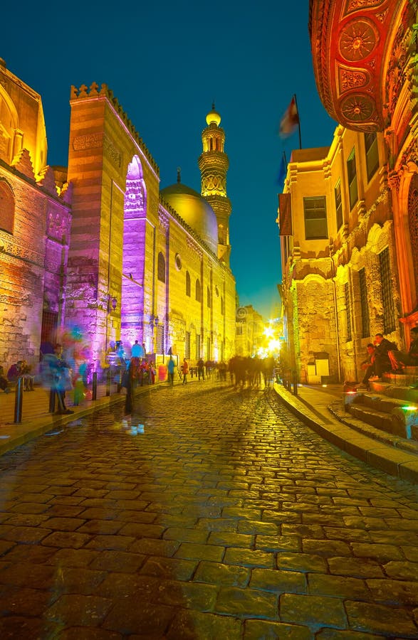 Historical Al-Muizz Street in Islamic Neighborhood of Cairo, Egypt ...