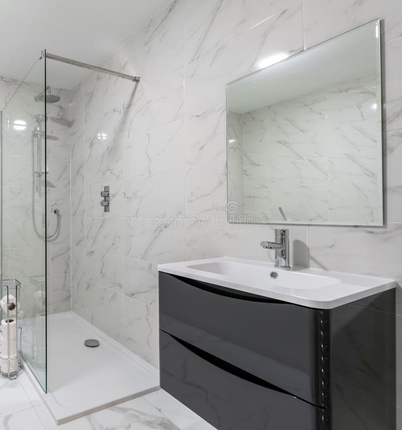 Bright modern bathroom stock photo. Image of bright - 192350812