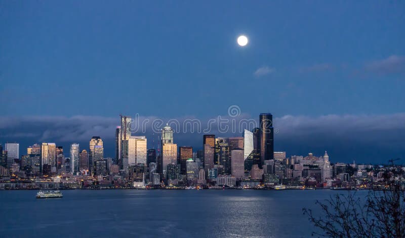 Bright Moon Over Seattle 6 stock image. Image of washington - 173428493