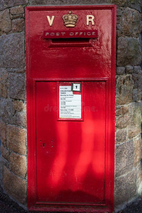Bright Red British Post Box Editorial Photo - Image of victoria, iconic ...
