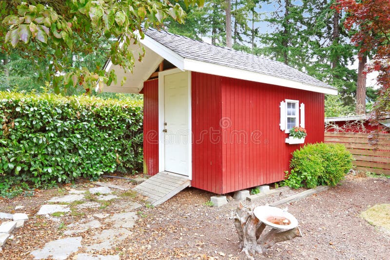 Bright Red Shed on Backyard Area Stock Image - Image of exterior, grass ...