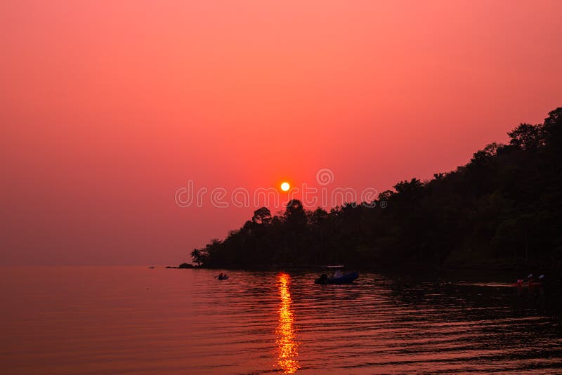 Bright Red Sunset by the Sea Stock Image - Image of exotic, leisure ...
