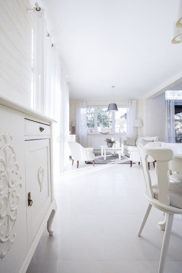 Bright White House Interior Stock Image - Image of elegance, area: 45889837