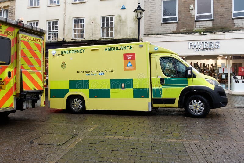 Bright Yellow UK Emergency Ambulance Editorial Image - Image of trust ...