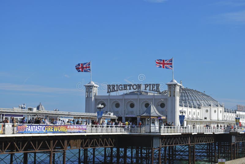 Brighton Pier, England editorial photo. Image of attraction - 20891831