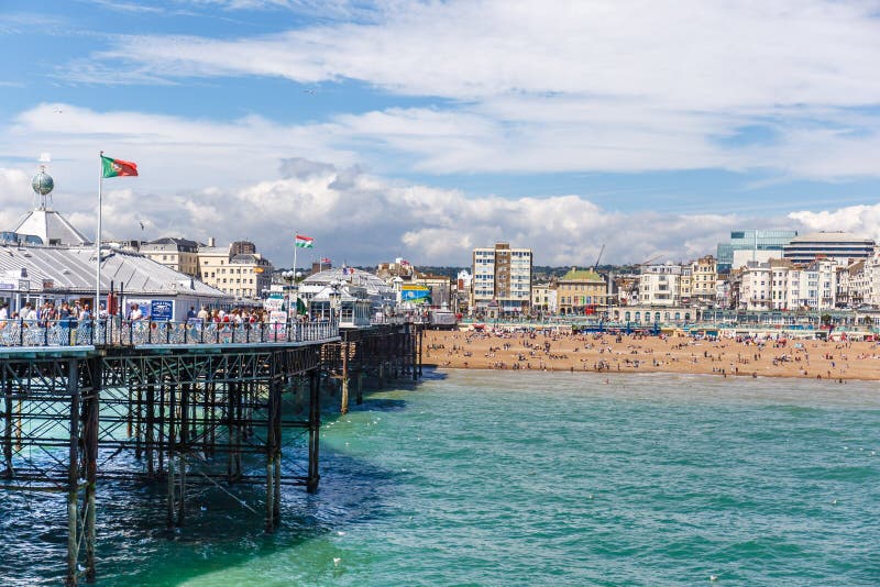 Brighton in summer editorial stock image. Image of full - 74519314