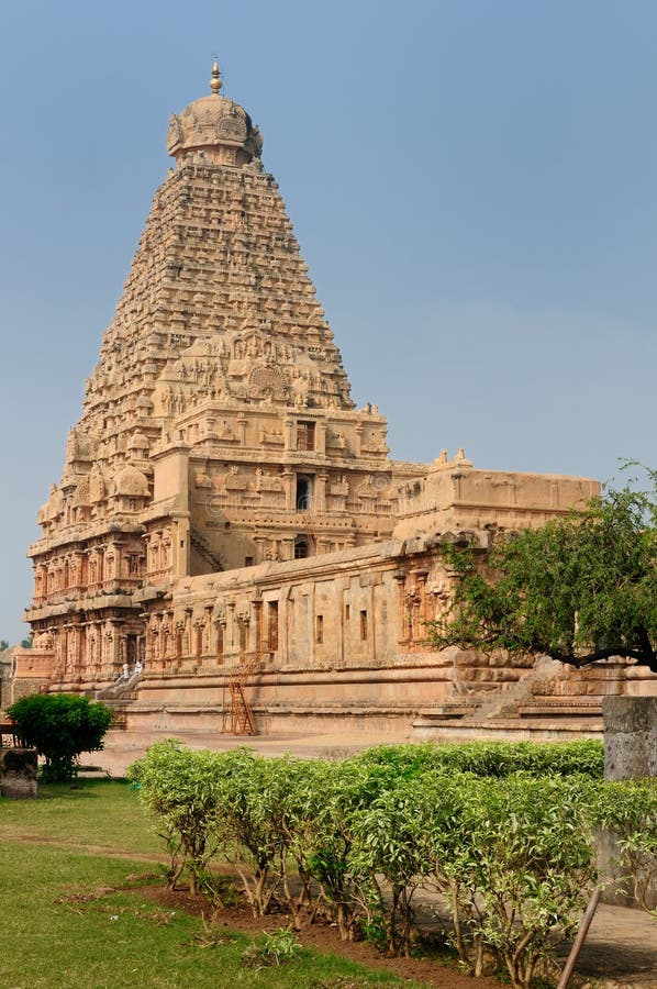 Brihadeeswarar Temple editorial stock photo. Image of periya - 60748933