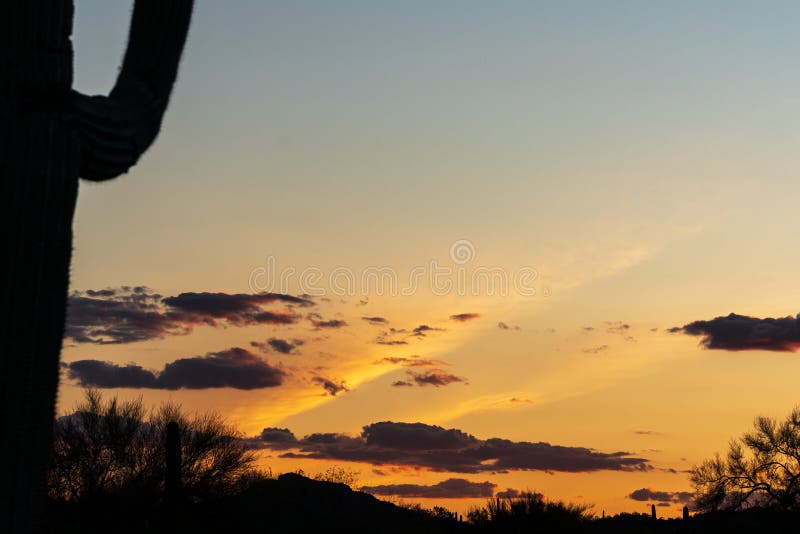 Brilliant Sunset Setting in the Desert Stock Image - Image of cloudy ...