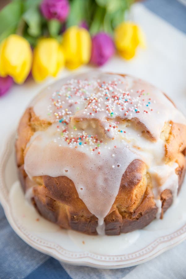 Brioche Shu Cake with Cream Chantilly, Eclair. Chocolate Profiteroles ...