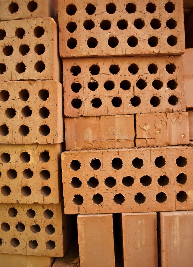 Argile à briques image stock. Image of isolement, solide - 16815725
