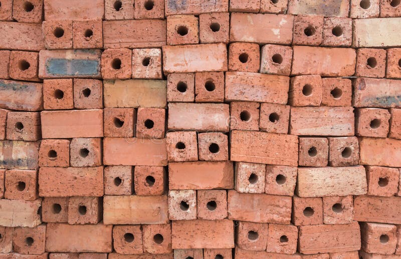 Briques D'argile Rouge Pour La Construction Photo stock - Image du ...