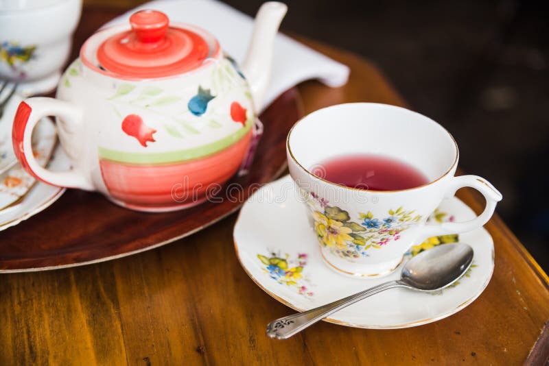 Britischer Tee stockbild. Bild von königreich, köstlich - 72684357