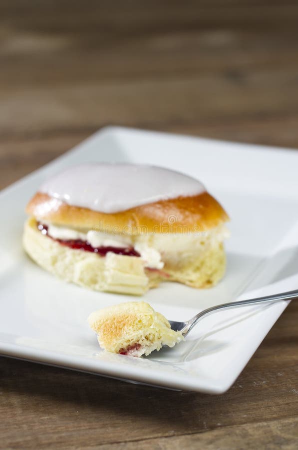 British Cream Bun stock photo. Image of cream, british - 31417518