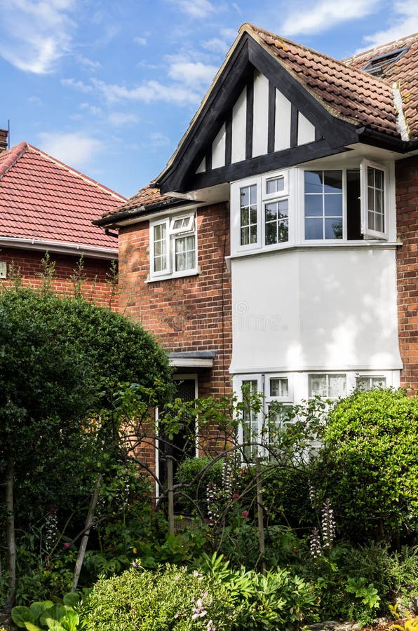 British house stock image. Image of cottage, building - 43336347