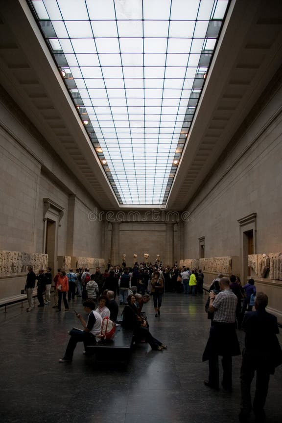 British Museum Exhibition Crowds Editorial Photography - Image of ...