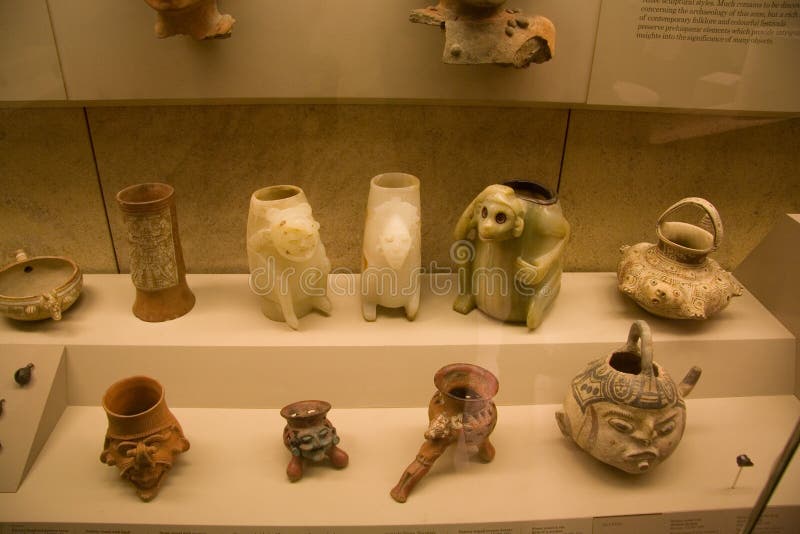 Spiro Mounds Archaeological Center Head of Tlanuwa Editorial Photo ...