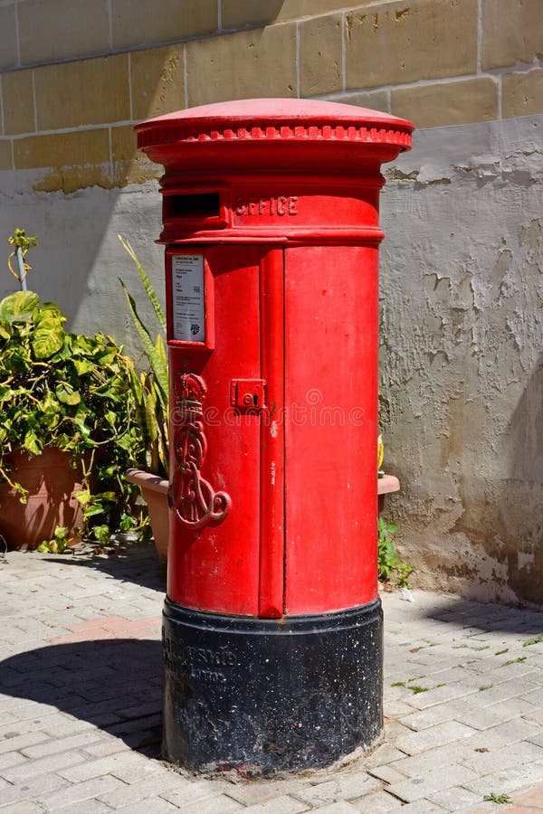 British post box, Malta. stock image. Image of valletta - 96667617