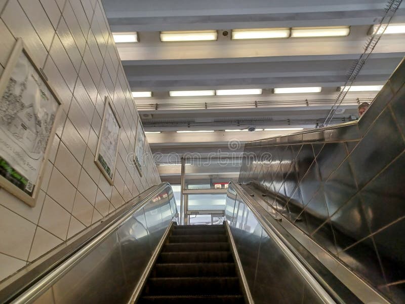 Broadview Subway Station Interior View Editorial Image - Image of ...