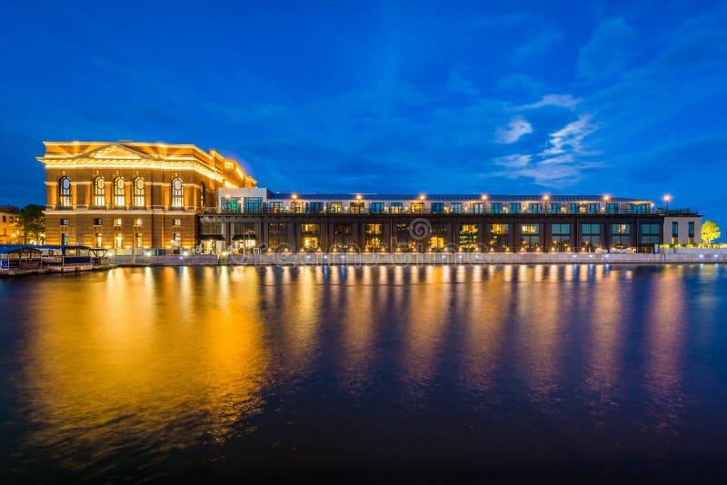 Broadway Pier at Night, in Fells Point, Baltimore, Maryland Stock Photo ...