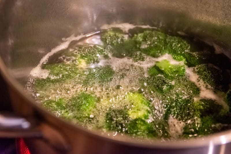 Broccoli in a Cooking Pot with Water Stock Image - Image of cooking ...