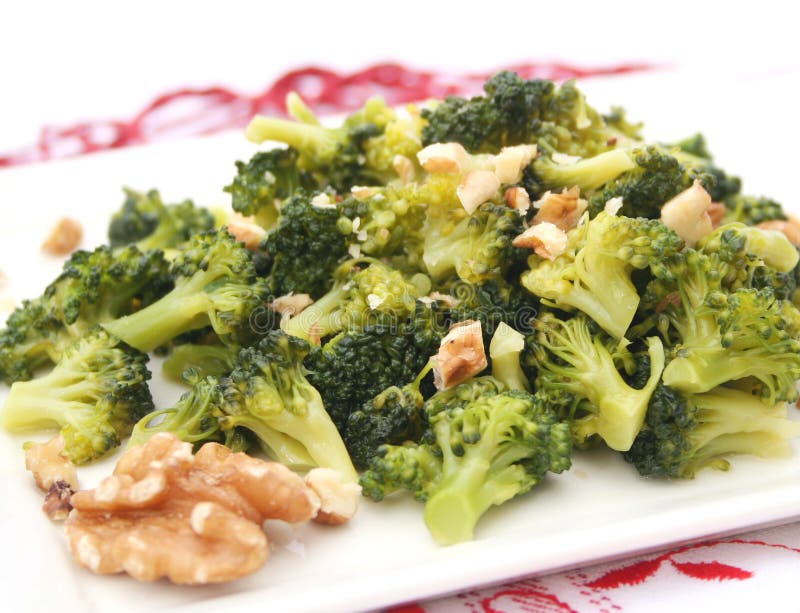 Broccoli stew stock photo. Image of vegetables, fresh - 37195352