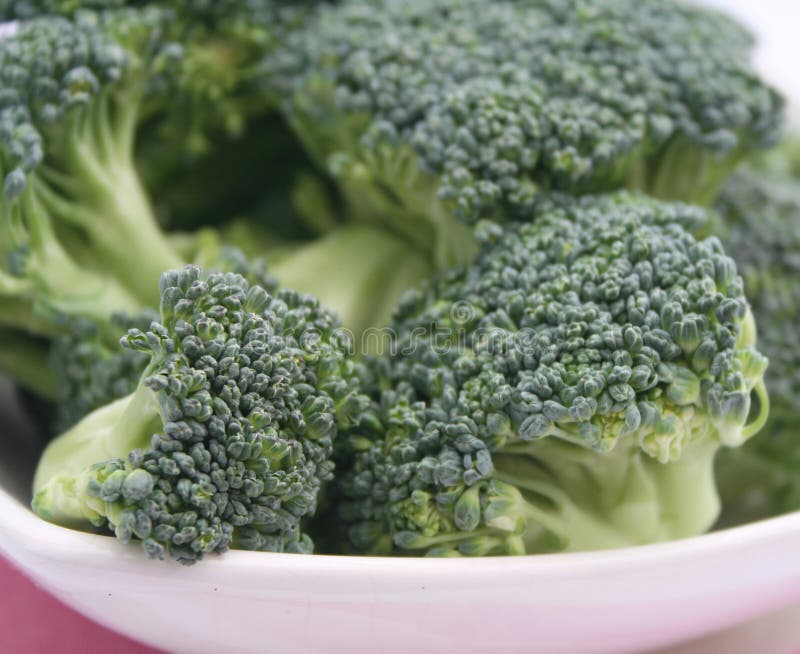 Broccolo immagine stock. Immagine di verdura, verde, prodotti - 62408497