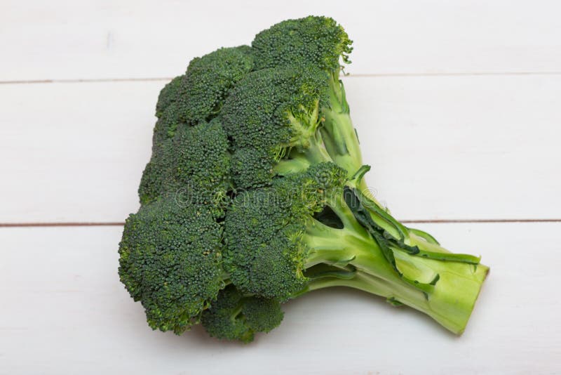 Broccolo fotografia stock. Immagine di pianta, verdura - 63779090