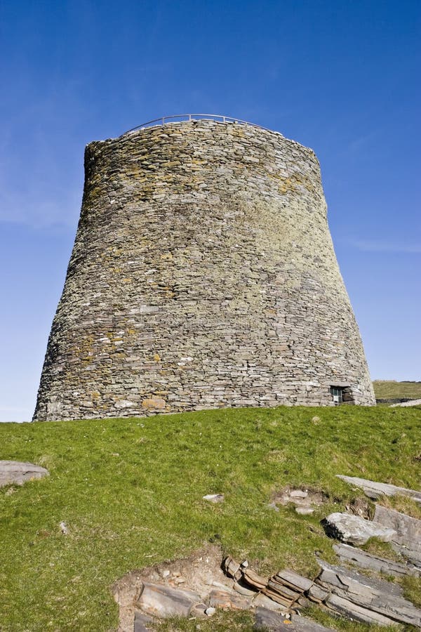 Broch of Mousa stock image. Image of building, high, landmarks - 10287983