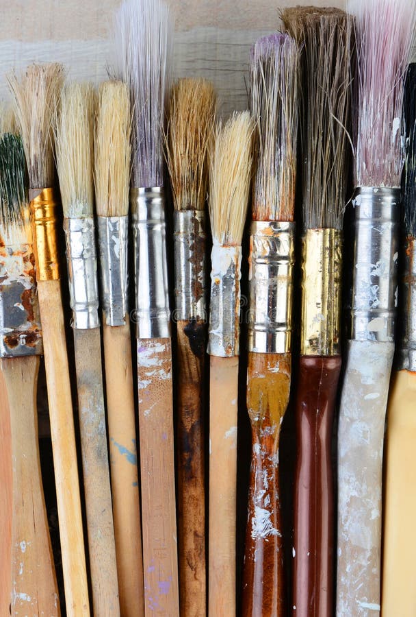 Brochas usadas primer imagen de archivo. Imagen de mejora - 39239865