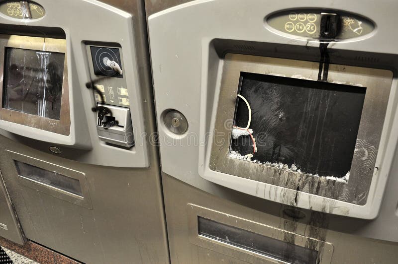 Atm, Dirty, Machine Picture. Image: 109901272
