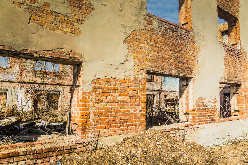 Broken Brick House stock image. Image of ruin, concrete - 91948481