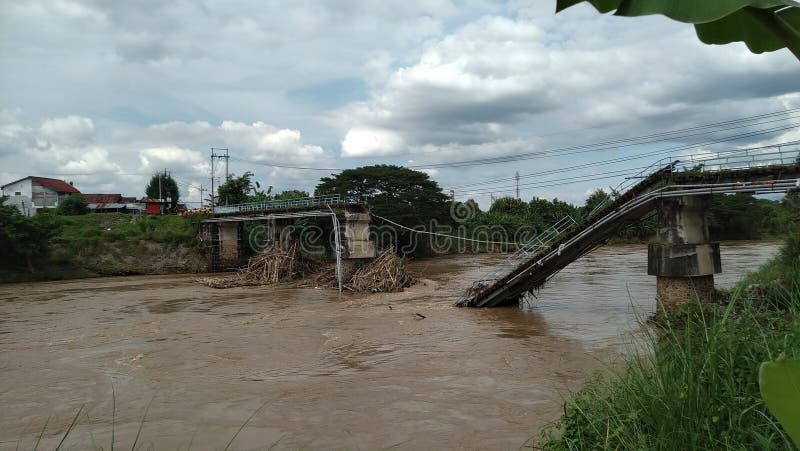 Broken Bridge stock photo. Image of bridge, fight, danger - 295496258