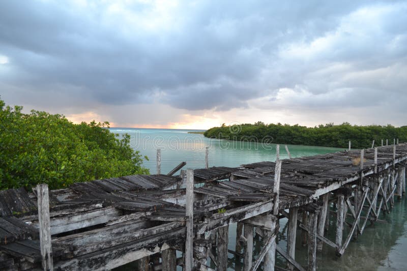 Broken Bridge in Mexico, Tulum Stock Photo - Image of bridge, mexico ...