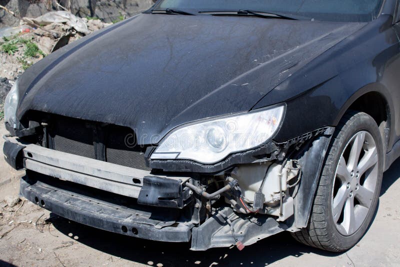 Broken car without bumper stock image. Image of hope - 148502079