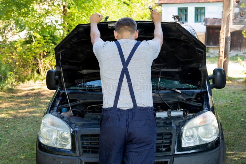 Broken car stock image. Image of hydraulic, mechanic - 158031823