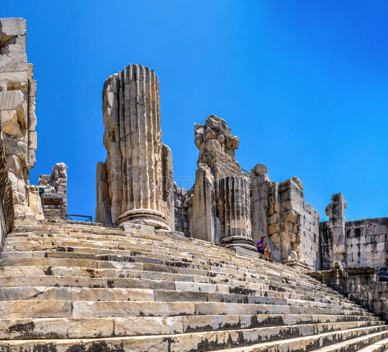 Broken Temple In Wat Ta Som Stock Photo - Image of buddhism, face: 23262414