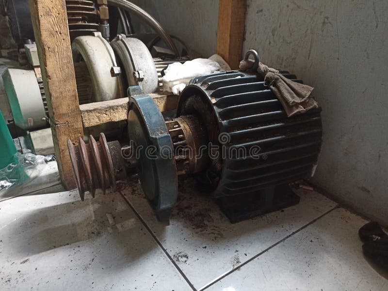 Broken Down Engine stock image. Image of broken, sleepers - 173771