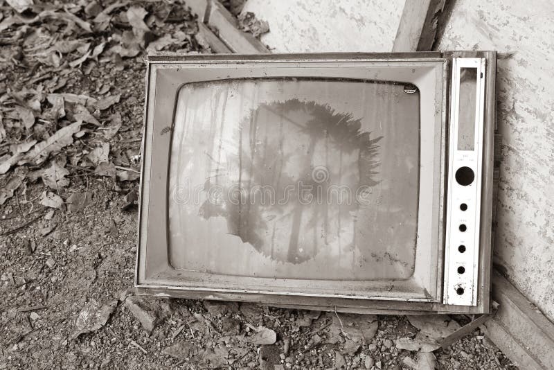 Broken old tv stock image. Image of garbage, display - 230733775