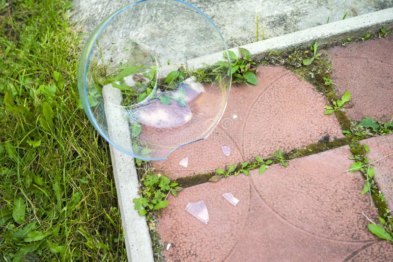 Broken round glass bowl stock image. Image of transparent - 334784671